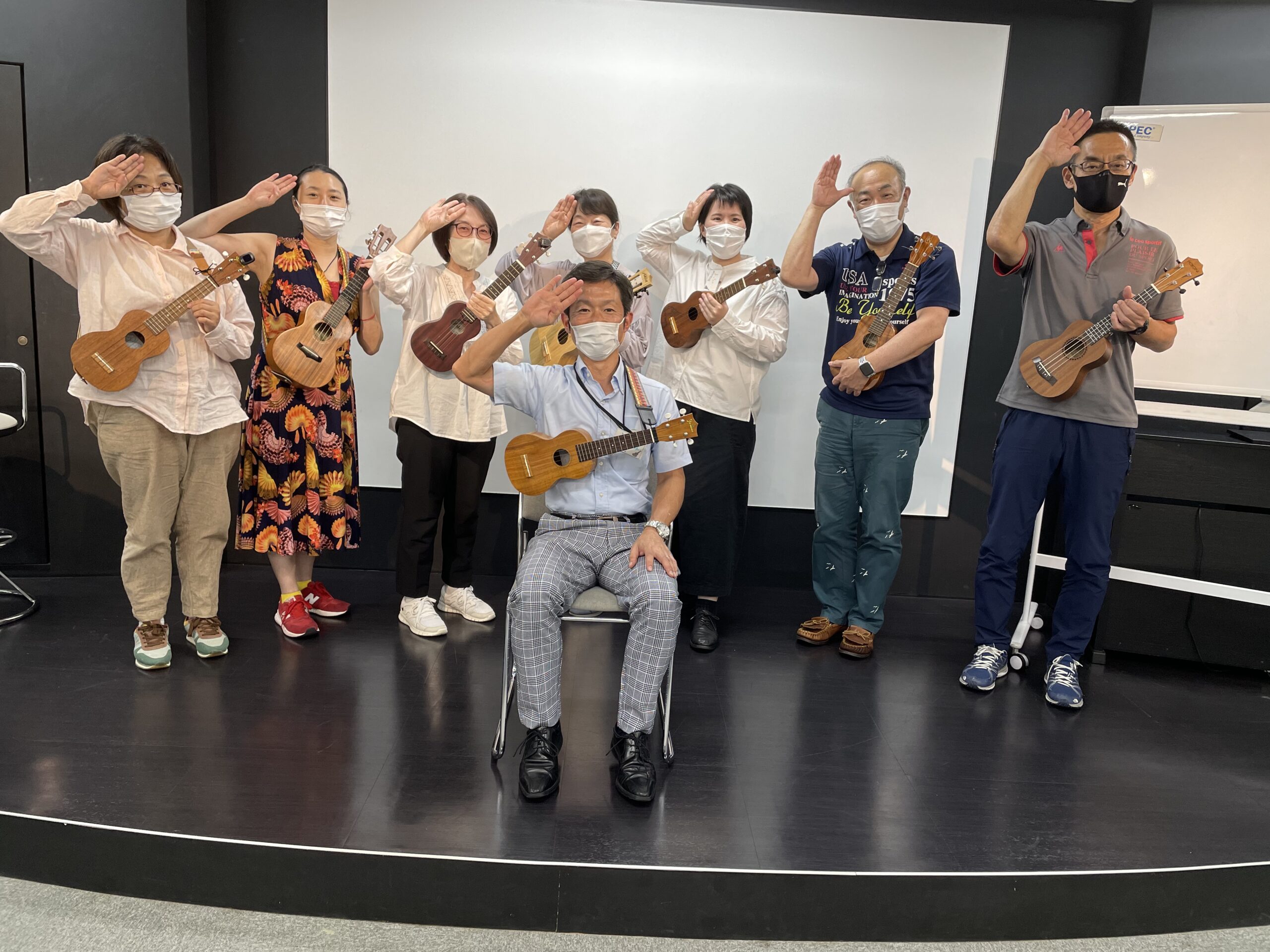 9/6(火)2時間でウクレレマスター♪ | 大阪ウクレレスターズ | 東梅田のウクレレスクール『2時間でウクレレマスター♪』の会員で構成しています。