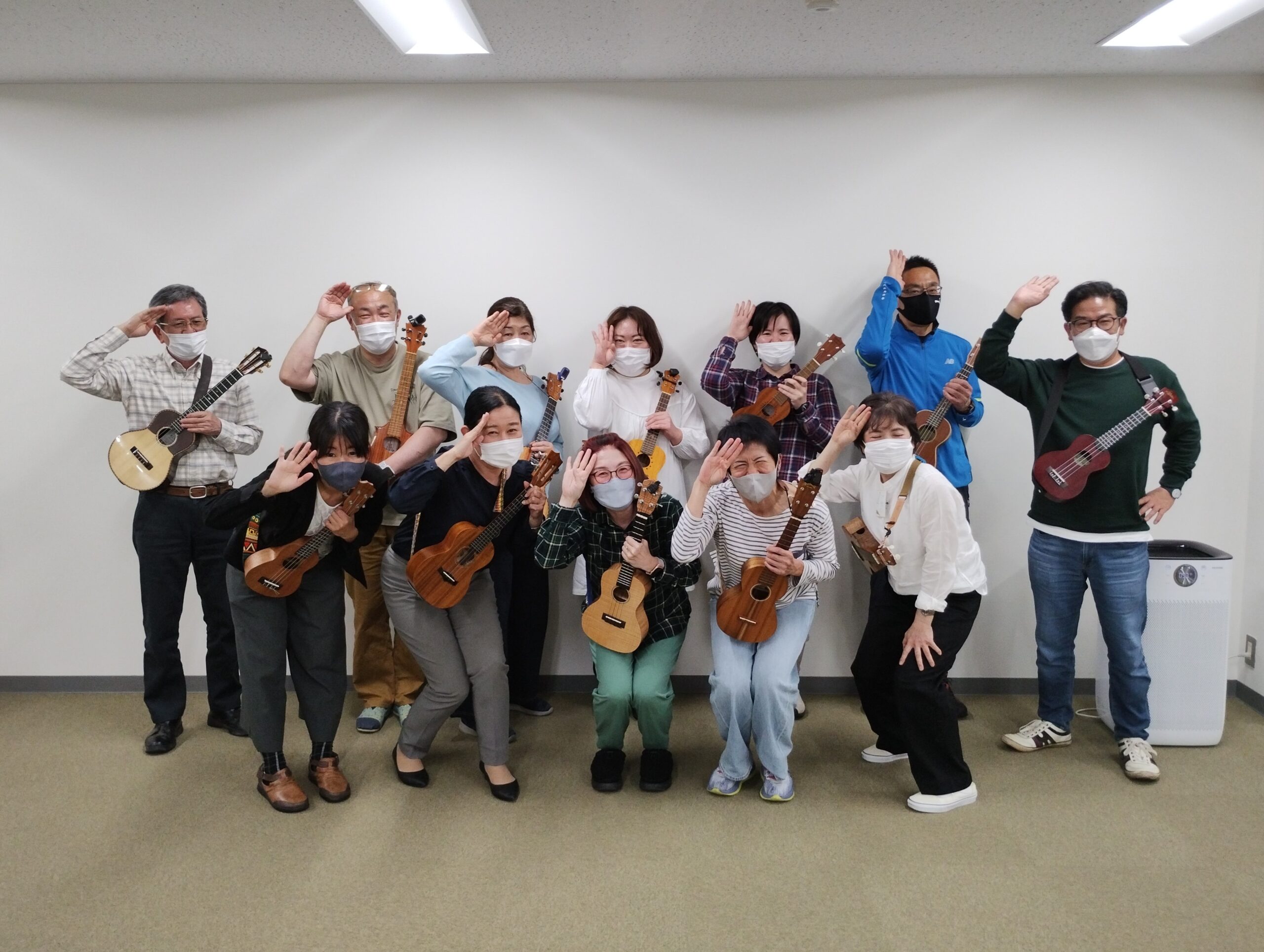 4/12(水)2時間でウクレレマスター♪ | 大阪ウクレレスターズ | 東梅田のウクレレスクール『2時間でウクレレマスター♪』の会員で構成しています。